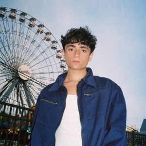 Dom Innarella lança “Jersey In July”: Nova emoção do jovem talento ...